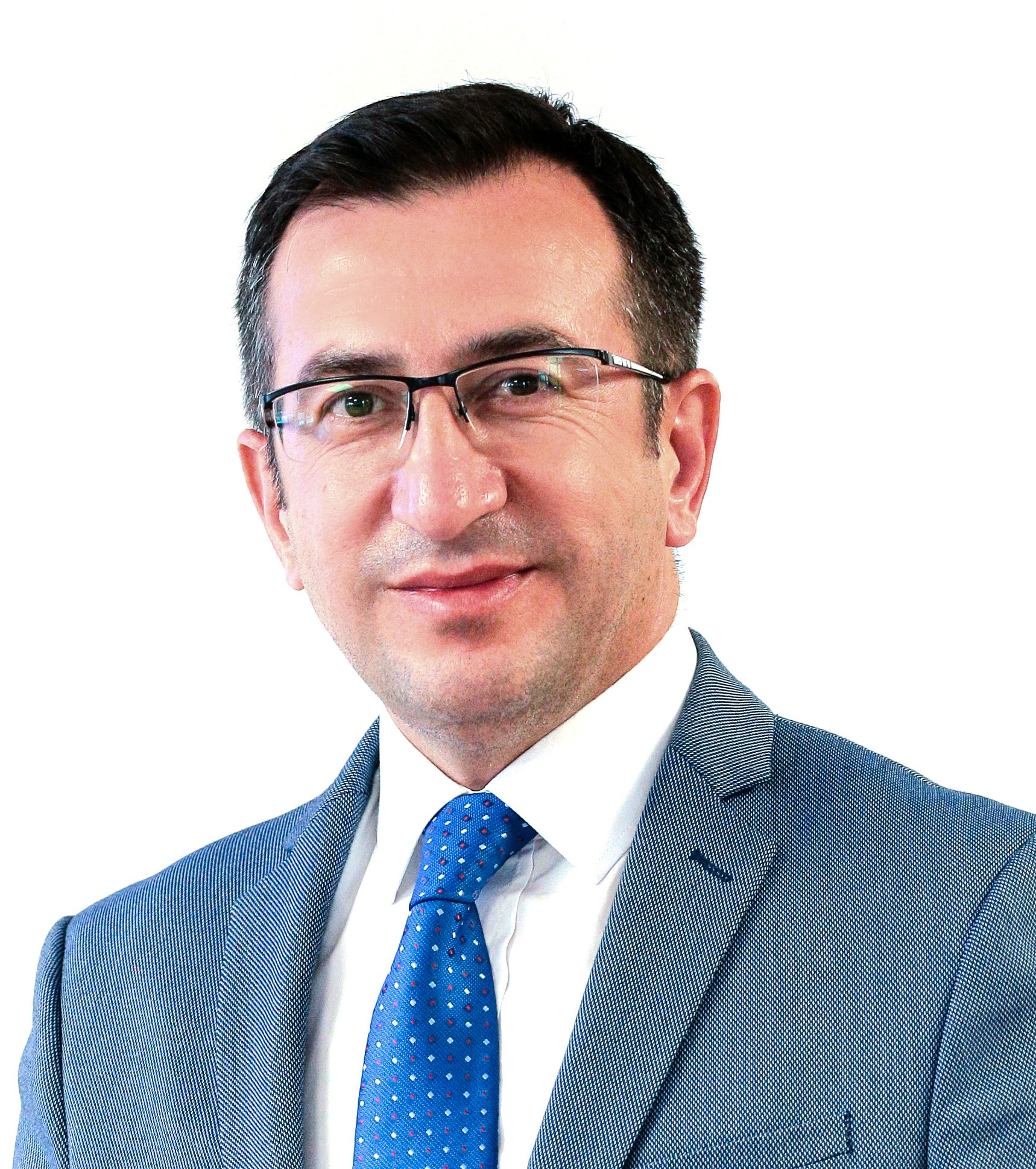 1977 yılında Ankara’da doğmuştur. 1998 yılında Hacettepe Üniversitesi ...